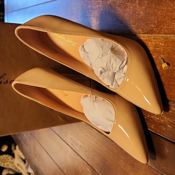 Elizabeth Lang | Shoes | Elizabeth Lang Tan High Heels | Poshmark